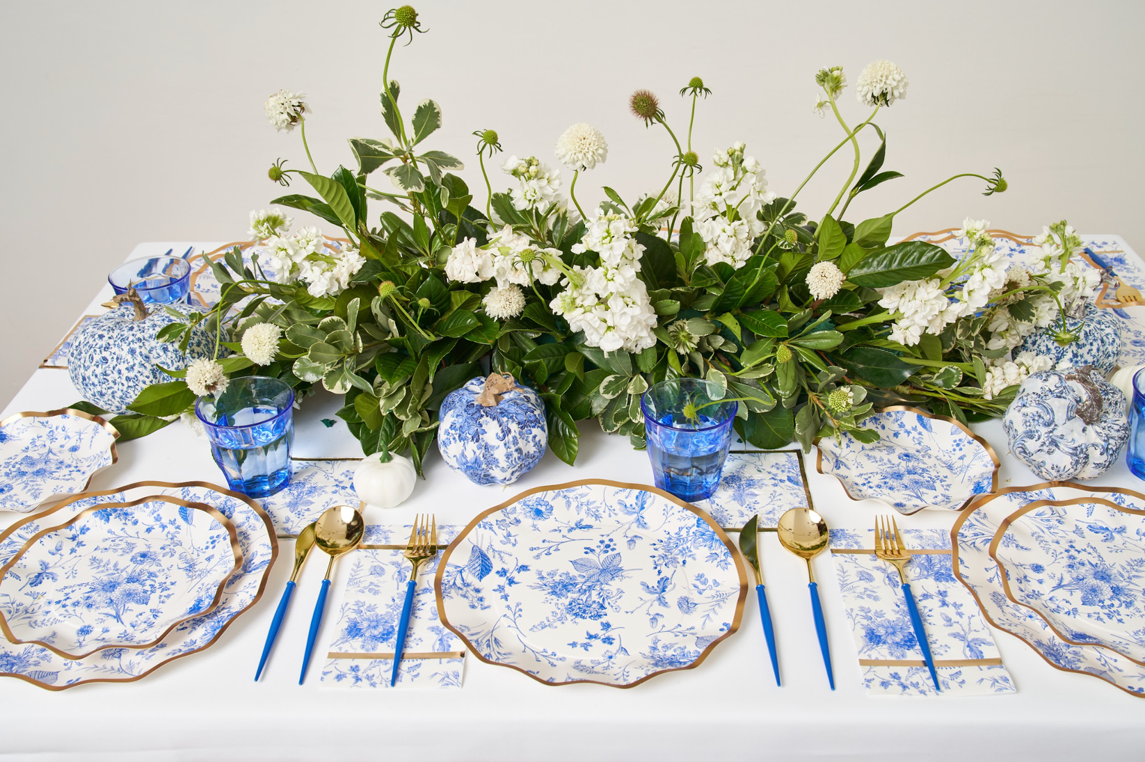 Blue Toile Dinner Plates - EnFete Party Supplies & Decorations